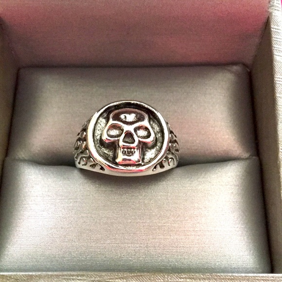 Accessories | Skull Silver Mens Ring Finger Size 9 | Poshmark